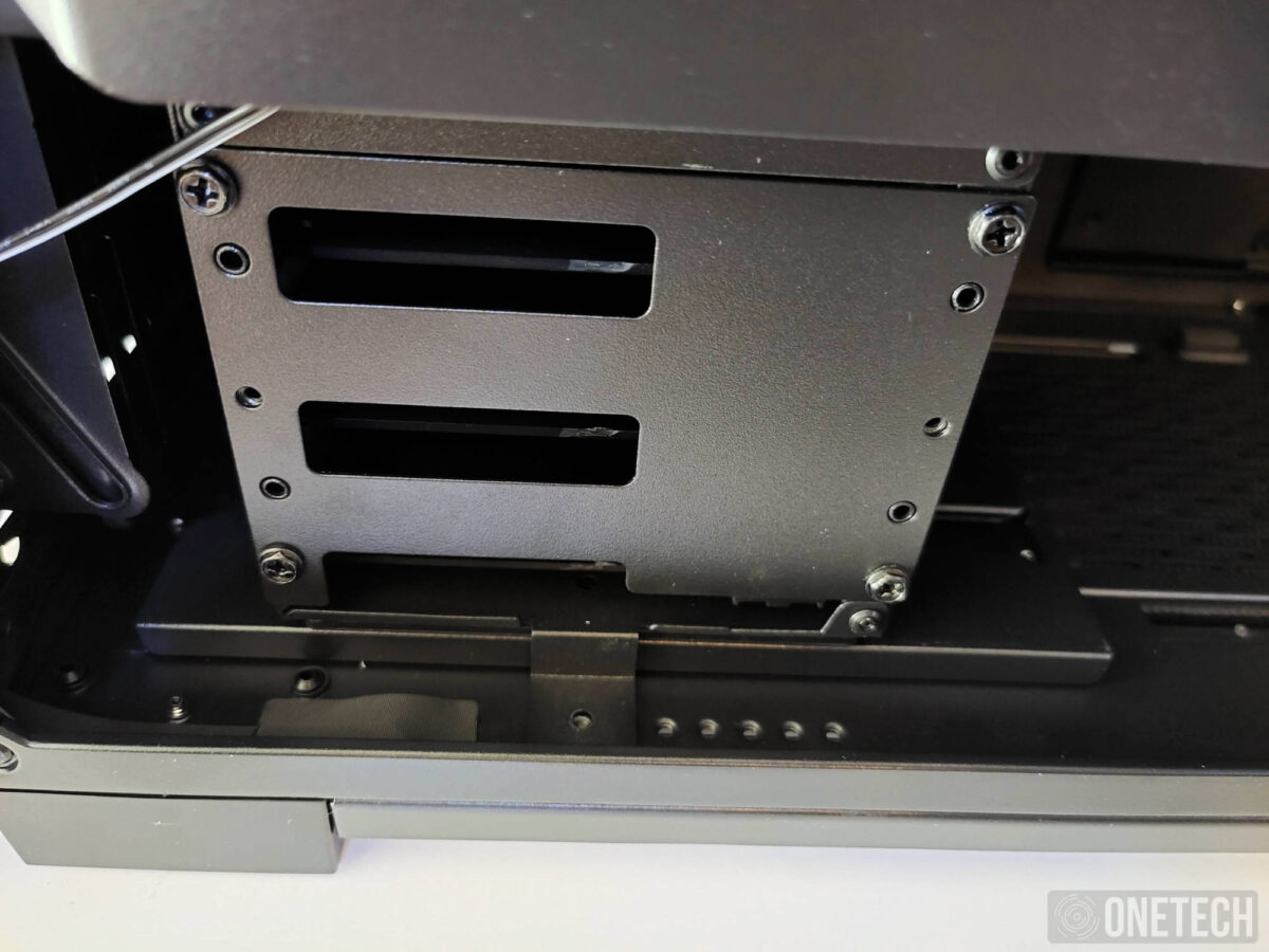 Razer Tomahawk ATX - Análisis en Español - Review