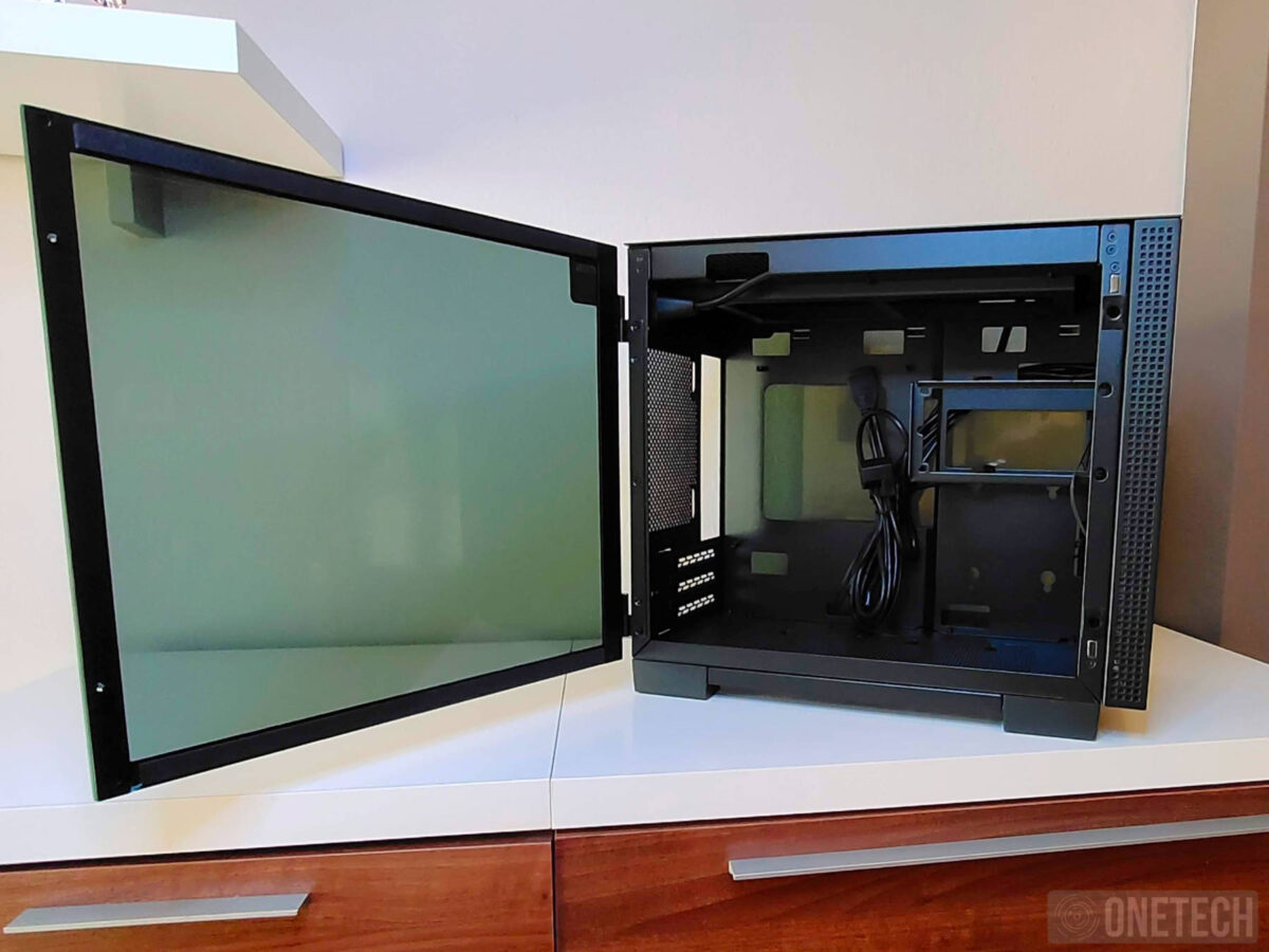 Razer Tomahawk Mini-ITX - Análisis - Review en Español